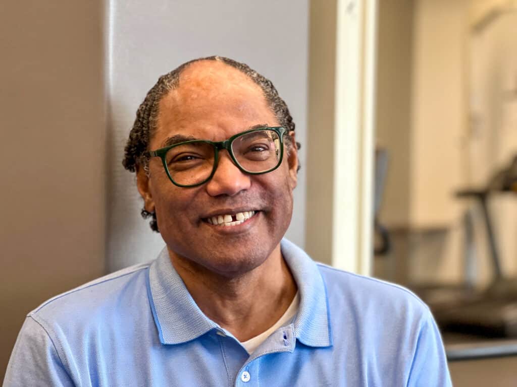 Con cada paso, John está más cerca de la recuperación | Church Health